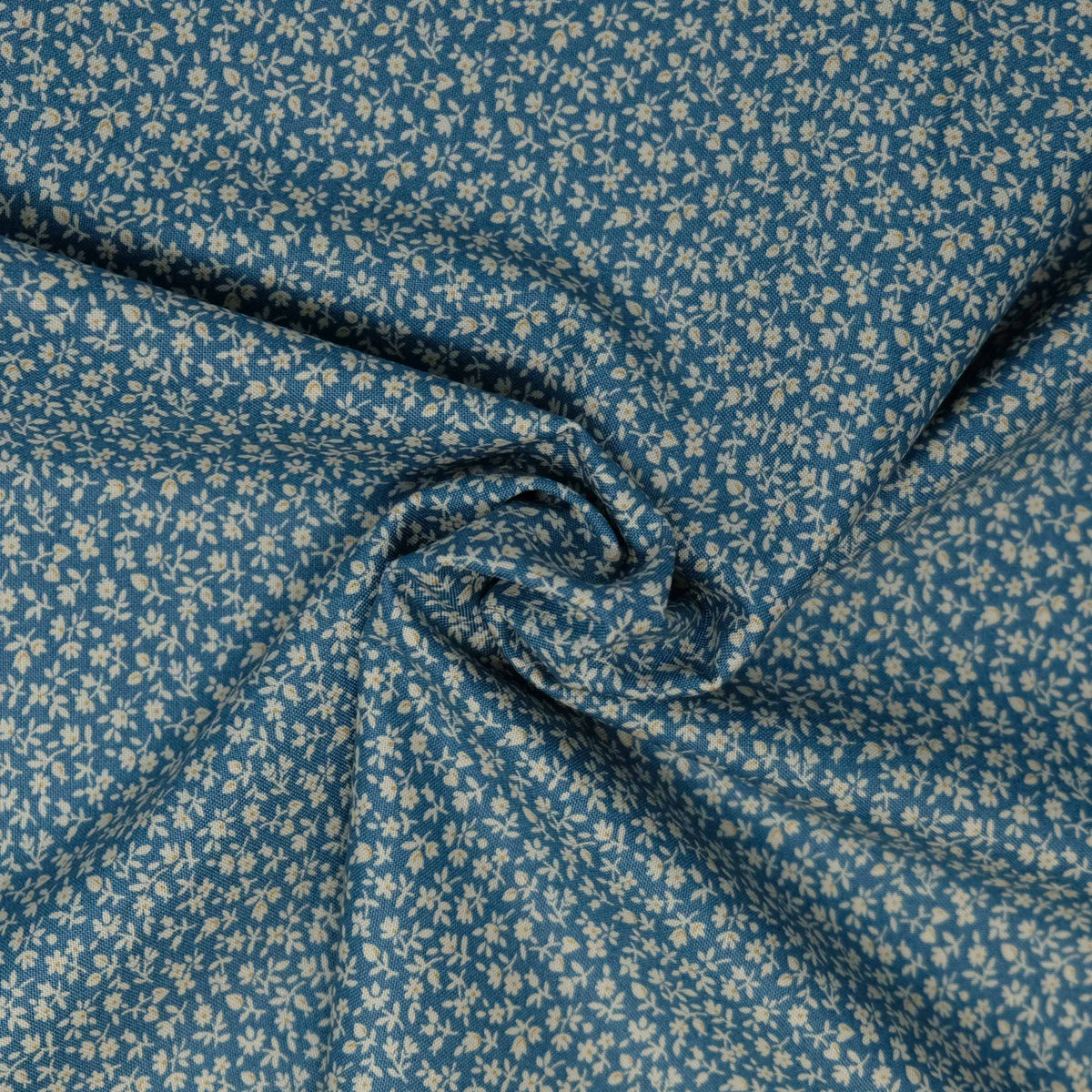 Cocoa Blue 730B Snowberry – Jolly Stitcher